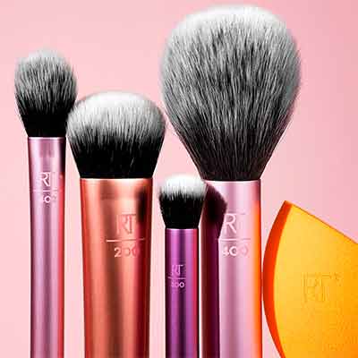 FREE Real Techniques Makeup Brush Set - Freebies and Free Samples by Mail